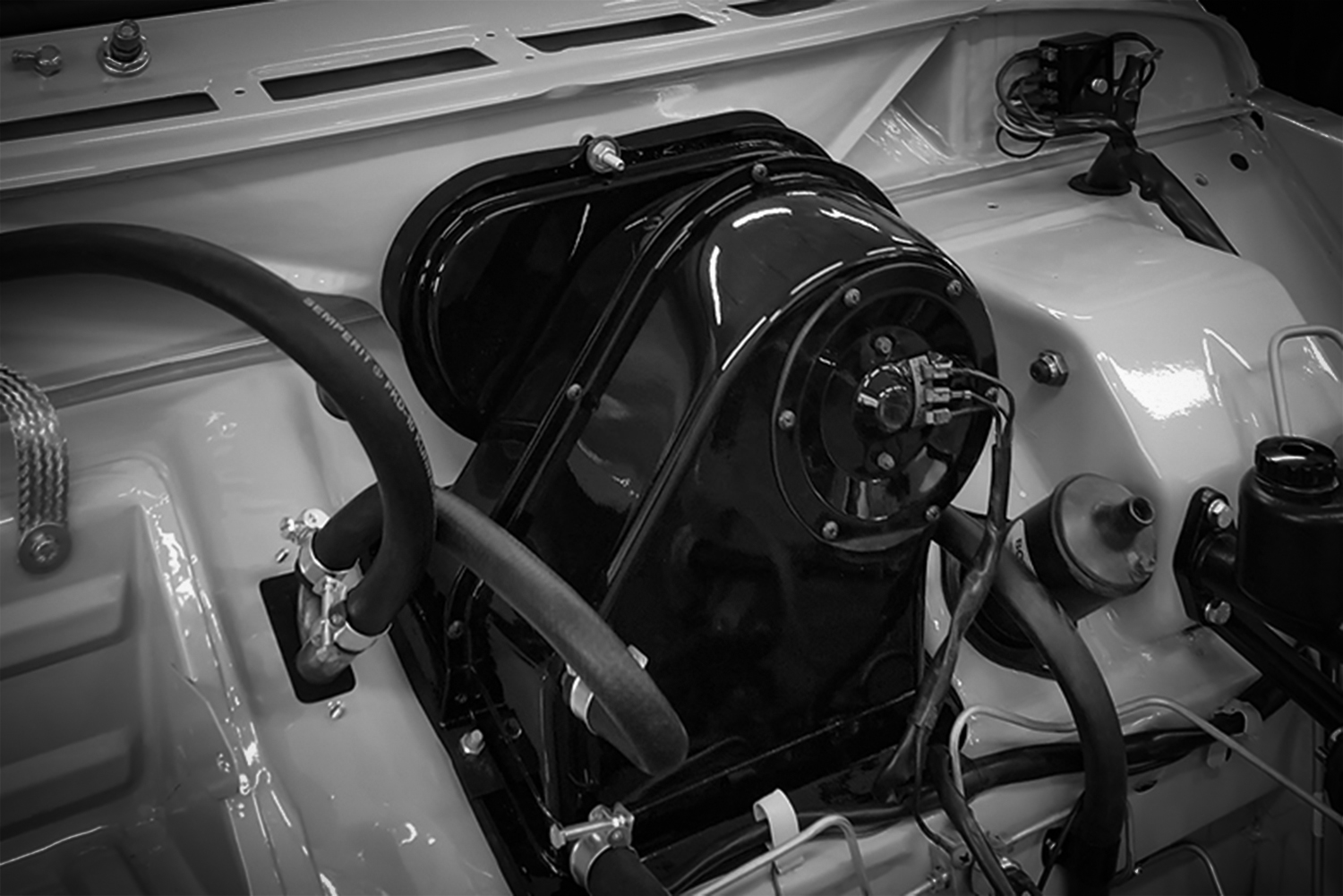 Parts for classic Volvo & US oldtimers | VP Autoparts Sweden
